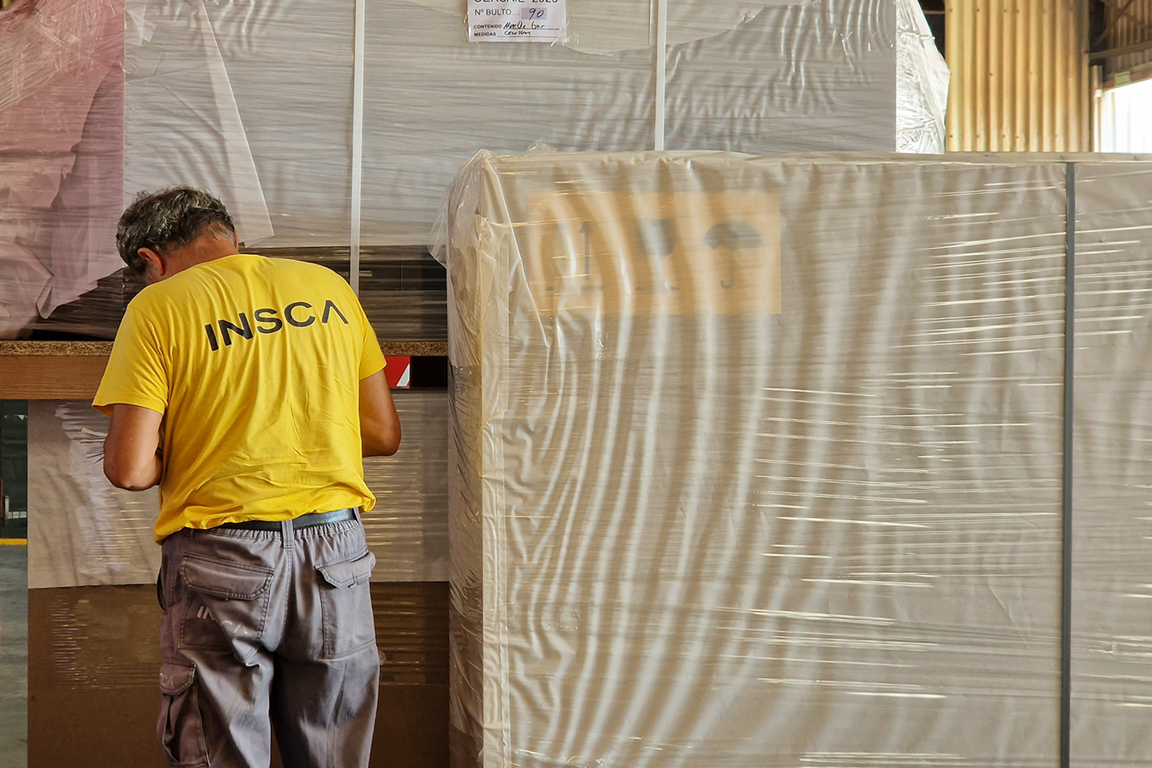 INSCA envía casi 4000 m² de stands a medida para Cersaie