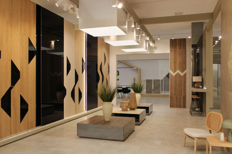 Renovated exhibitions for ceramics manufacturers by INSCA